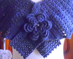 Capas con flores en crochet con gráficos gratuitos ⋆ Manualidades DIY